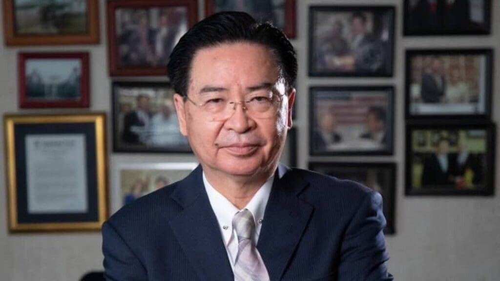 Joseph Wu renuncia como Canciller de Taiwán y asume como Secretario ...